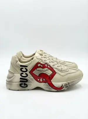 Gucci Rhyton Sneaker With Mouth Print - Nude
