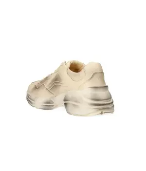 Gucci Rhyton Sneakers With Lip Print - Nude