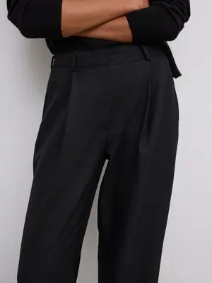 HOUSE OF DAGMAR Relaxed Wool Trousers With Elongated Pleat