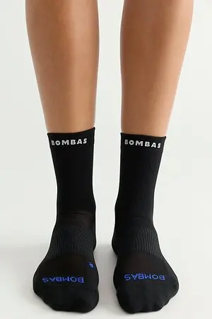 BOMBAS Solid Runpro Quarter-length Socks - Black