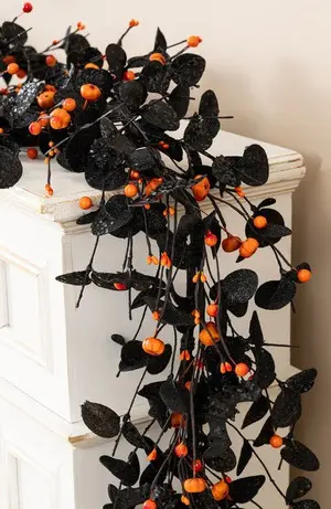 GLITZHOME 72"l Halloween Eucalyptus Pumpkin Bat Garland