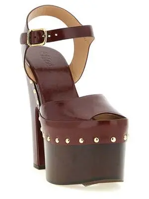 Chloé Meret' Clog