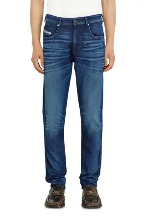DIESEL® D-strukt Slim Fit Joggjeans With Whiskering Detail