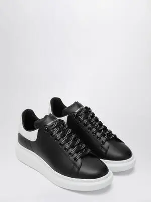 Alexander McQueen Oversized Sneakers - Black