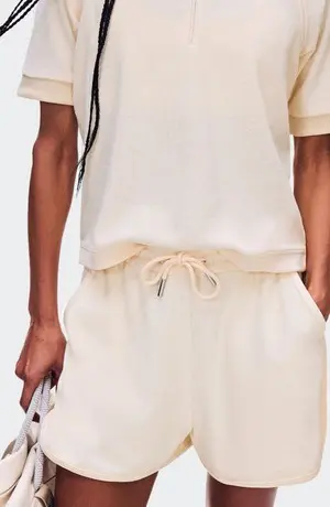 On Courtside Terry Shorts - Chantilly