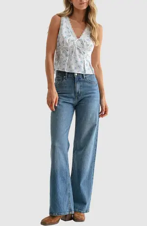 ALL IN FAVOR Lace Trim Floral Print Cropped Top