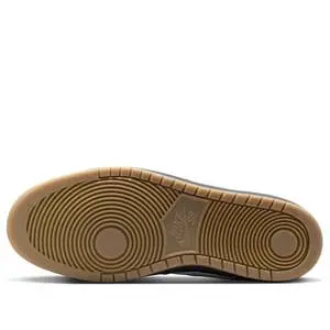 Nike Code 58 Sneakers - Black/gum