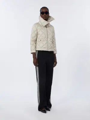 Max Mara Short Water-repellent Canvas Padded Jacket