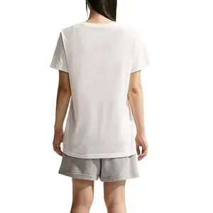 Nike Oversized Graphic T-shirt