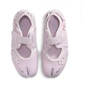 Nike Rift "florette - Bleached Lilac/wolf Grey/metallic Silver