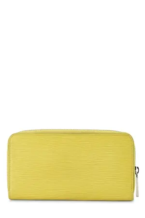 LOUIS VUITTON Epi Zippy