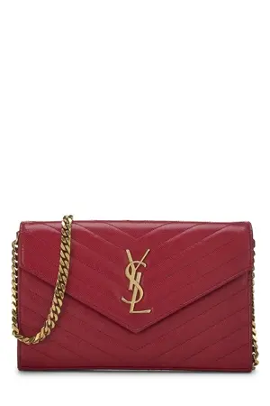 Saint Laurent Grainy Monogram Wallet On Chain - Red