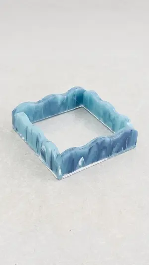 TIZO DESIGN Lucite Marbleized Cocktail Napkin Tray