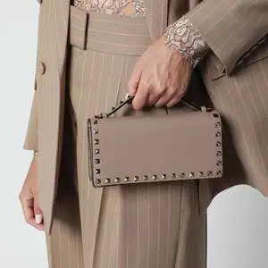 Valentino Garavani Rockstud Powder Chain Wallet
