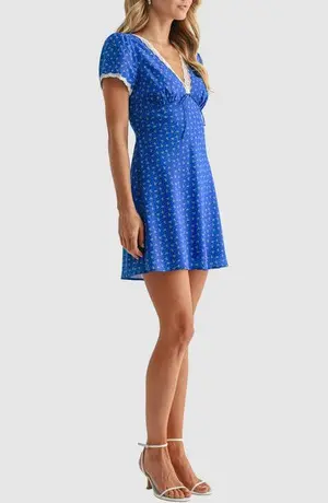 ALL IN FAVOR Lace Trim Floral Minidress