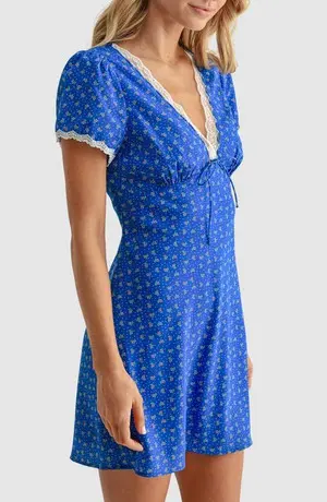 ALL IN FAVOR Lace Trim Floral Minidress