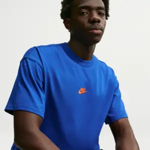 Nike Sportswear Premium Essentials T-shirt - Blue