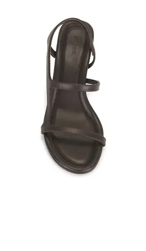 ST. AGNI High Wedge Sandal In Chocolate