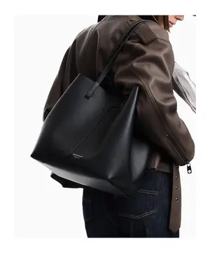 Emporio Armani 1981 Leather Shopper Bag - Black