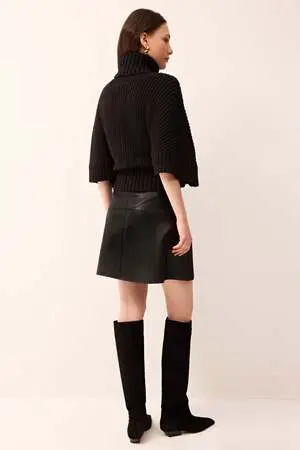 MARIE OLIVER Annika Popover