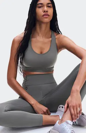 On 7/8 Train High Waist Pocket Leggings - Ember