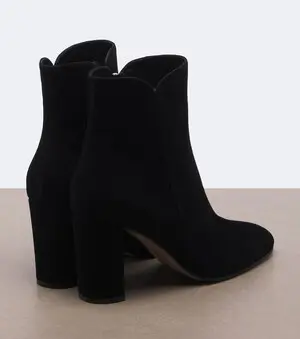 GIANVITO ROSSI Suede Ankle Boots - Black
