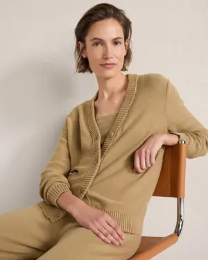 HAVEN WELL WITHIN Organic Cotton V Top