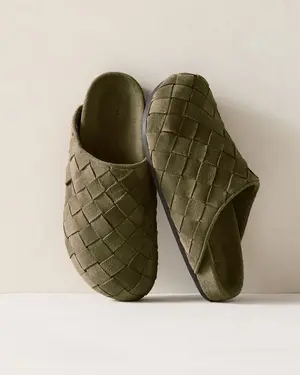 HAVEN WELL WITHIN Woven Suede Clogs - Grape Leaf