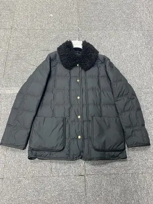 Moncler Cygnes Logo Patch Padded Jacket