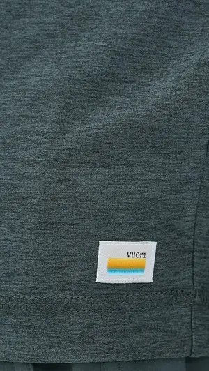 Vuori Strato Tech Tee - Hemlock Heather