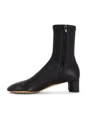 Bottega Veneta Nappa Lambskin Ankle Boots - Black