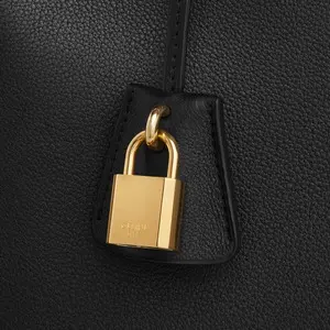 Celine Teen Conti Bag In Supple Calfskin - Black