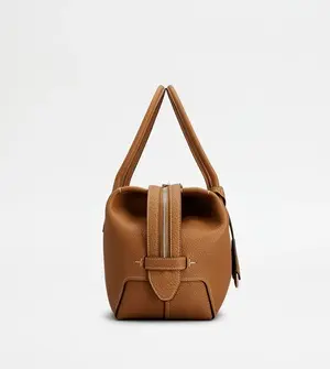 TOD'S Logo Embossed Tote Bag