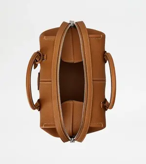 TOD'S Logo Embossed Tote Bag