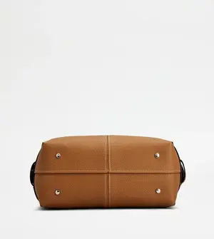 TOD'S Logo Embossed Tote Bag