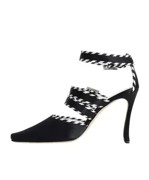 Manolo Blahnik Pointed-toe High-heeled Boots