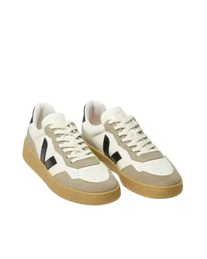VEJA V-90 Low-top Sneakers - No