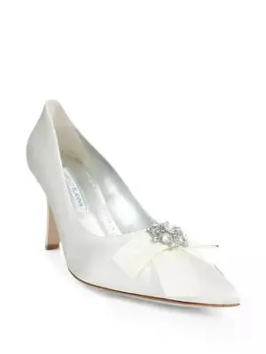Manolo Blahnik Embellished Bow Pointed Toe High Heel Pumps - White