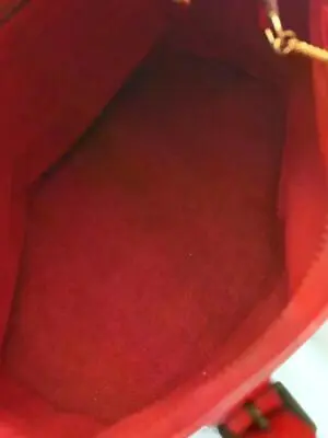 LOUIS VUITTON 1990 Pm Bucket Epi Bucket Bag