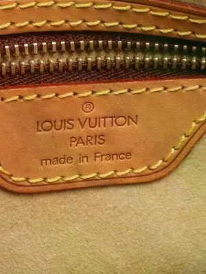 LOUIS VUITTON 2002 Monogram Looping Mm Shoulder Bag - Brown