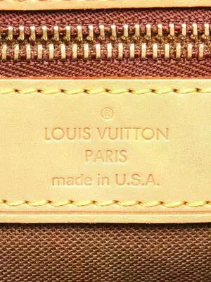 LOUIS VUITTON 2006 Monogram Batignolles Vertical Tote Bag