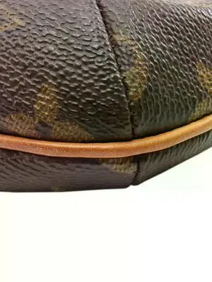 LOUIS VUITTON Monogram Musette Tango Shoulder Bag - Brown