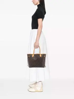 LOUIS VUITTON Monogram Neverfull Mm Tote Bag - Brown