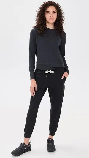 Vuori Performance Joggers - Black