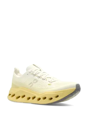 On Cloudsurfer Max’ Sports Shoes