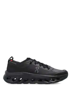 On Cloudtilt Moon’ Sports Shoes - Black
