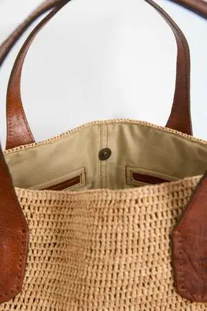 I BELIV Rio Tea Raffia Crochet Bag