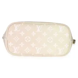 LOUIS VUITTON Monogram Giant Spring In The City Marshmallow Hobo Bag