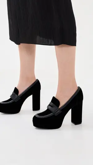 GIANVITO ROSSI Hadden Velluto Calfskin Heels