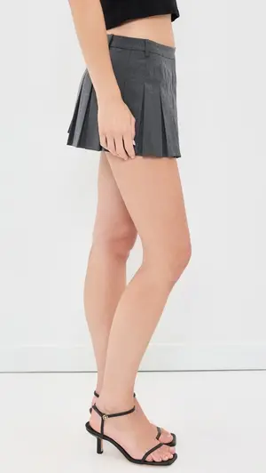 Good American The Pleated Skort